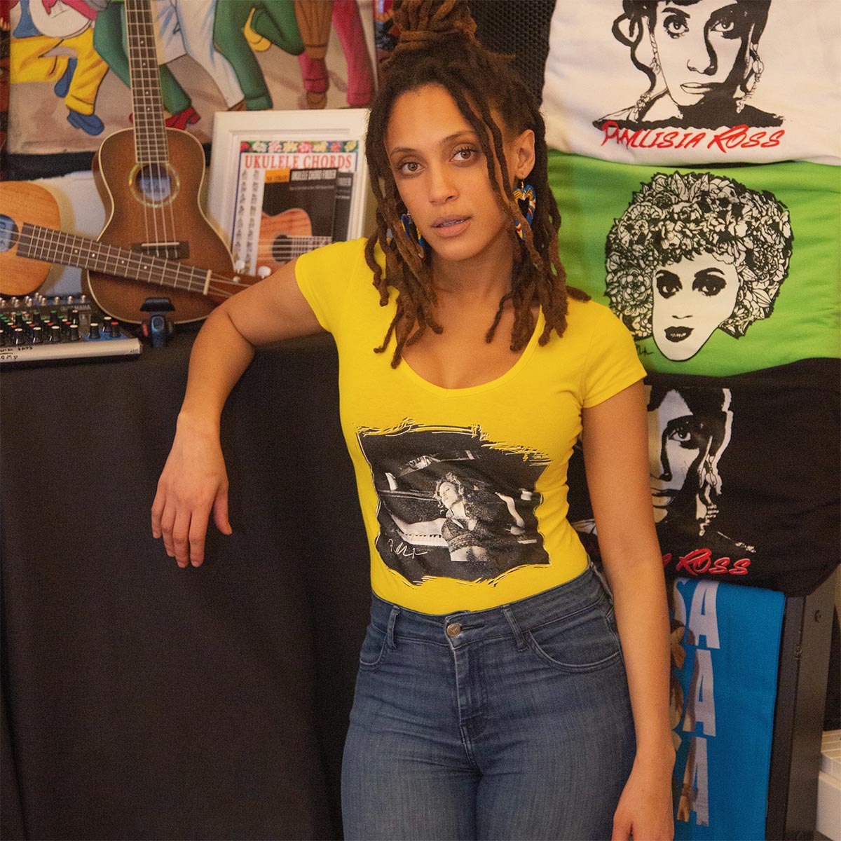 Women’s CLASSIC Tee – Phyllisia Ross Trademarks, LLC